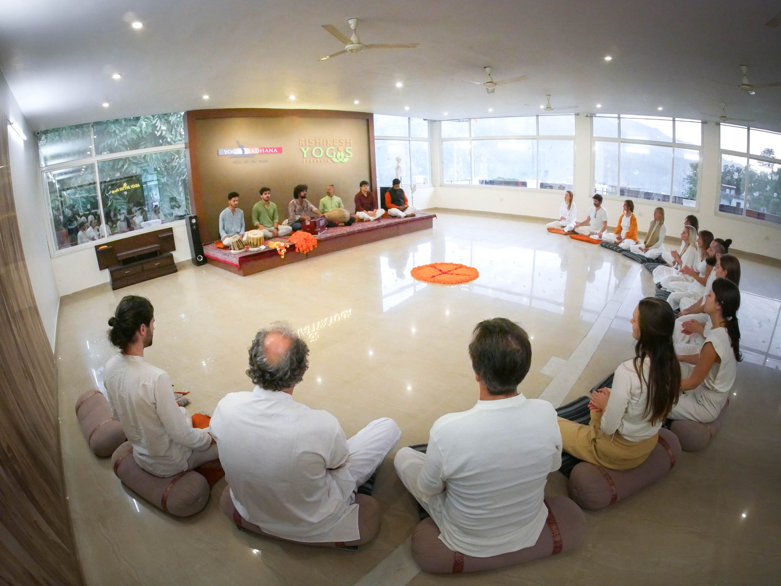 Rishikesh Yoga institute for yoga teacher training
